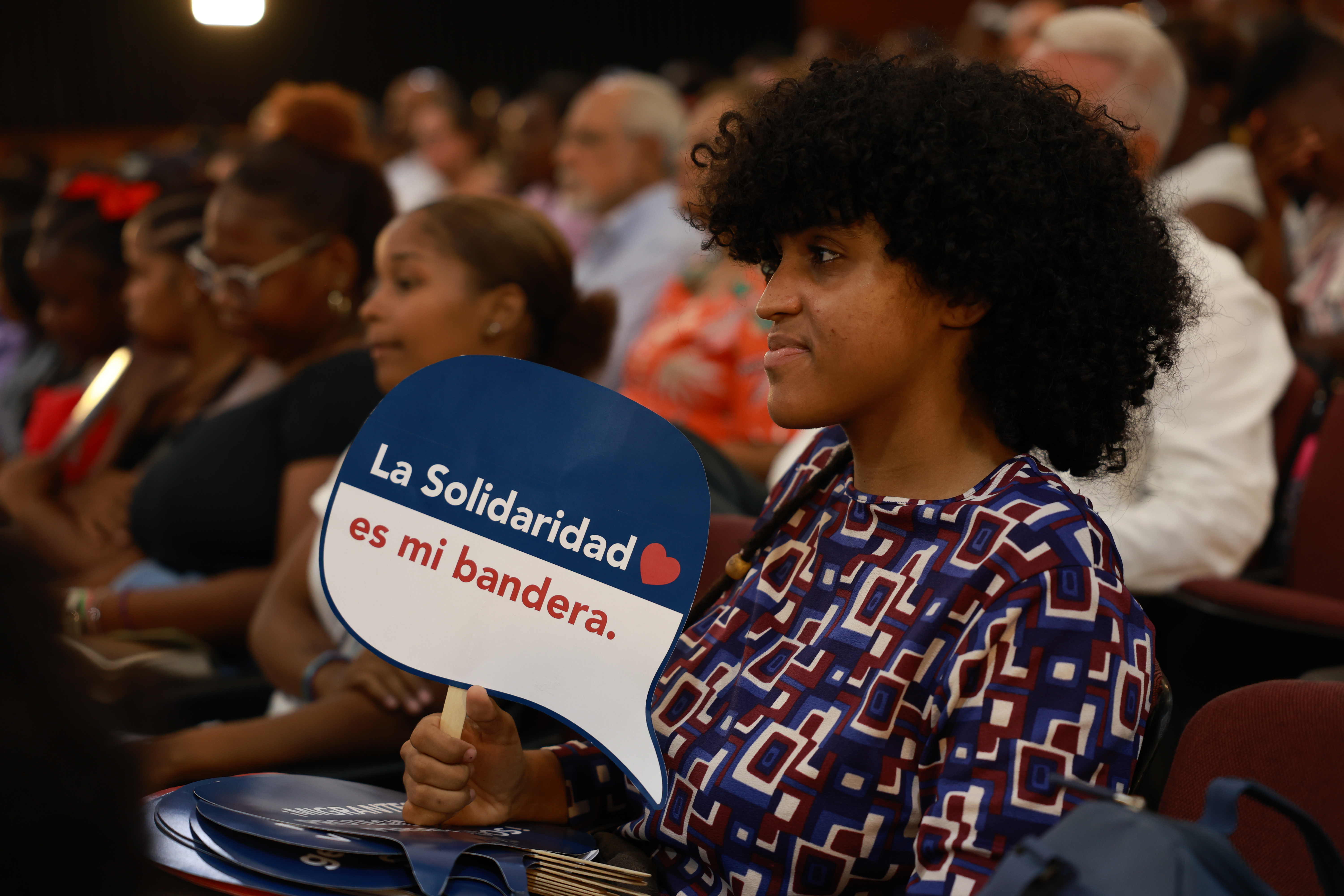 “Levántate… huye… Herodes va a buscar al niño para matarlo” (Mt 2, 13 ...