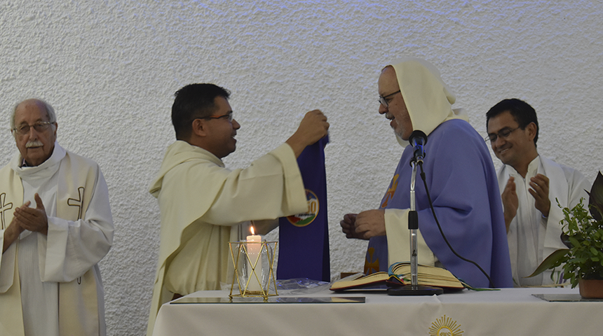 Aniversario de los 50 años del ministerio sacerdotal de Fray Francisco ...